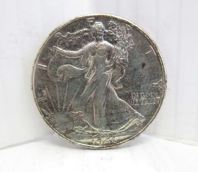 1946 Walking liberty silver half dollar, tougher date, AU - Albrecht Auction Service