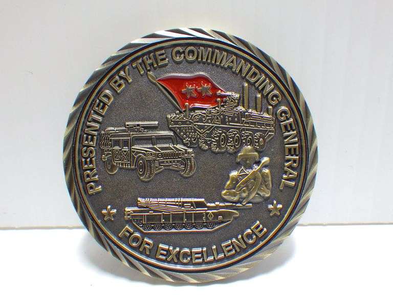 Large US Army TACOM Commanding General Challenge coin, Warren, Michigan ...