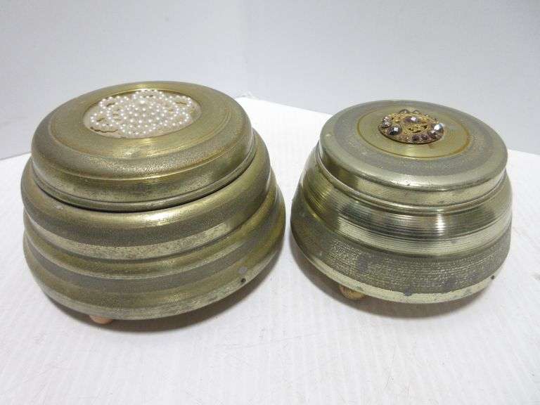 (2) 1940s Round metal powder puff musical boxes with powder puffs, 5" x ...
