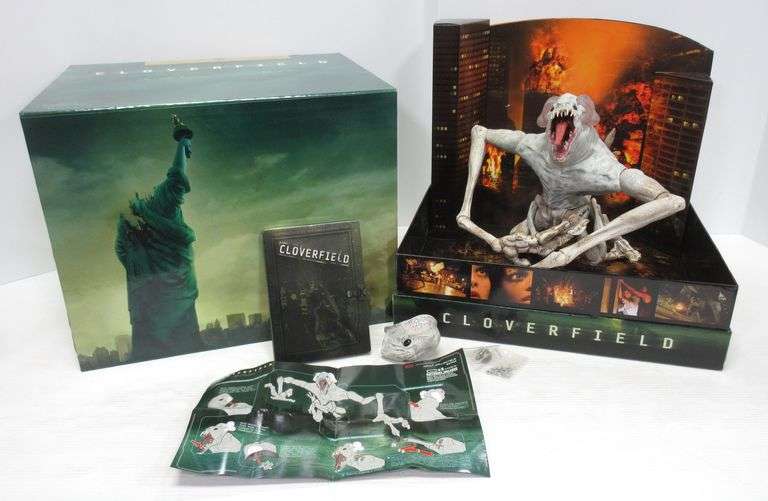Hasbro Cloverfield Monster electronic figure with box and all ...