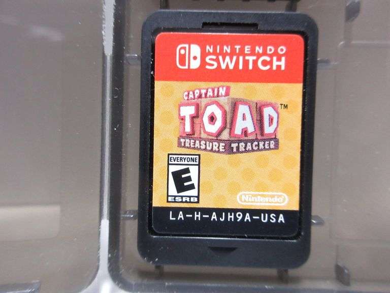 (2) Nintendo Switch games in a black Zelda game cartridge carrying case ...