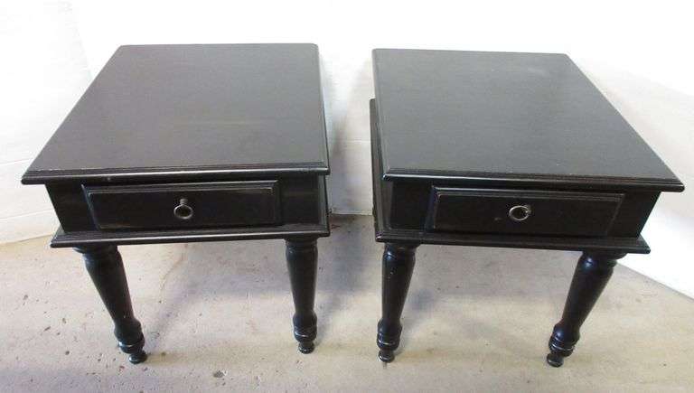 (2) End tables, 20"W x 24"D x 22"H, good - Albrecht Auction Service