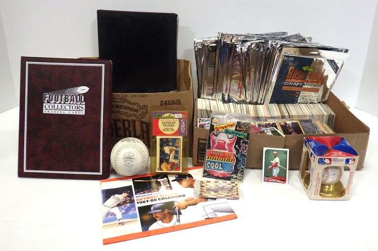 Sports cards and related items, includes several sealed packs of 1993 ...