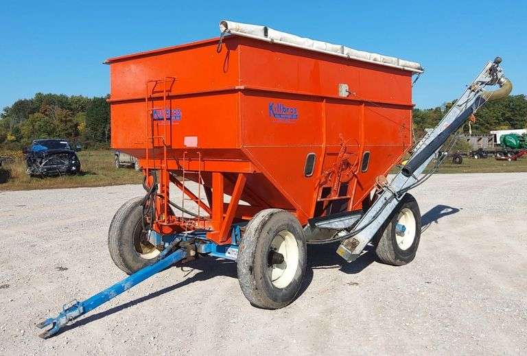 Killbros 390 Gravity Wagon with Seed Belt Conveyor, 2-Compartments ...