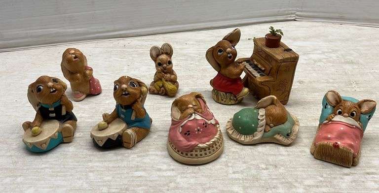 (8) Pendelfin Bunny Collectibles, figurines 1970's, includes: Barney ...