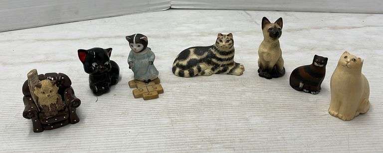 (7) Cat figurines, includes: Lefton, Kitty Columbia, Japan, Enesco, 3 ...