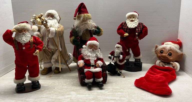Santa collection, up to 16"H - Albrecht Auction Service