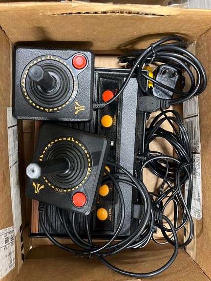 Nintendo NES-001, early 1985 model; (8) Games with sleeves, controllers ...