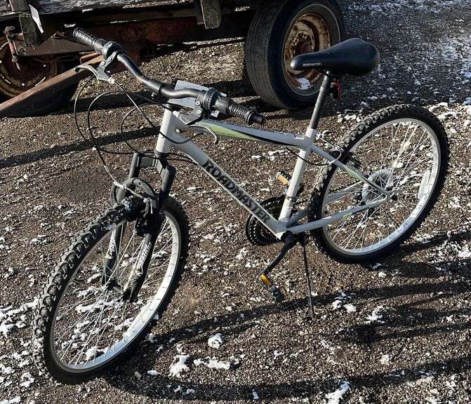24" Roadmaster Granite Peak Bike - Albrecht Auction Service