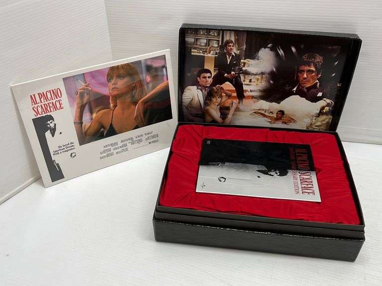Scarface collectible DVD set, box has wear - Albrecht Auction Service