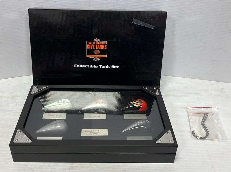 Harley-Davidson 2004 Holiday release mini tank set inside black wooden ...