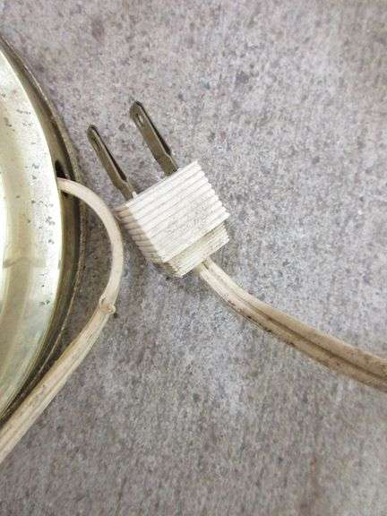 Budweiser collectors, includes: Clydesdale model set, (10) Diecast ...