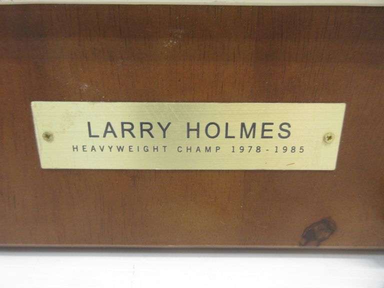 Larry Holmes silk road gift boxing series cast plaster actual ...