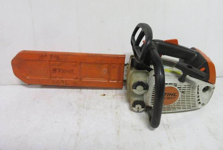 STIHL MS193T Chainsaw with 13" bar, runs and works, sometimes randomly ...