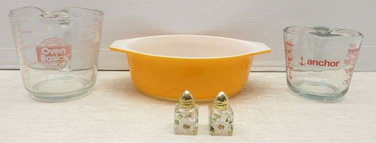 Anchor Hocking 2-Cup measuring cup; Set of painted salt and pepper ...