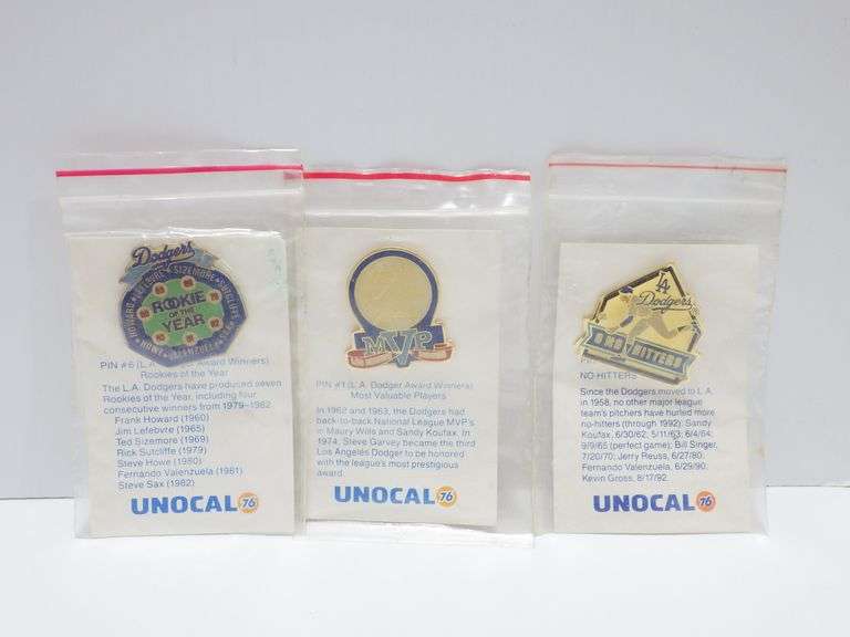 (8) Unocal 76 Baseball Pins - Albrecht Auction Service