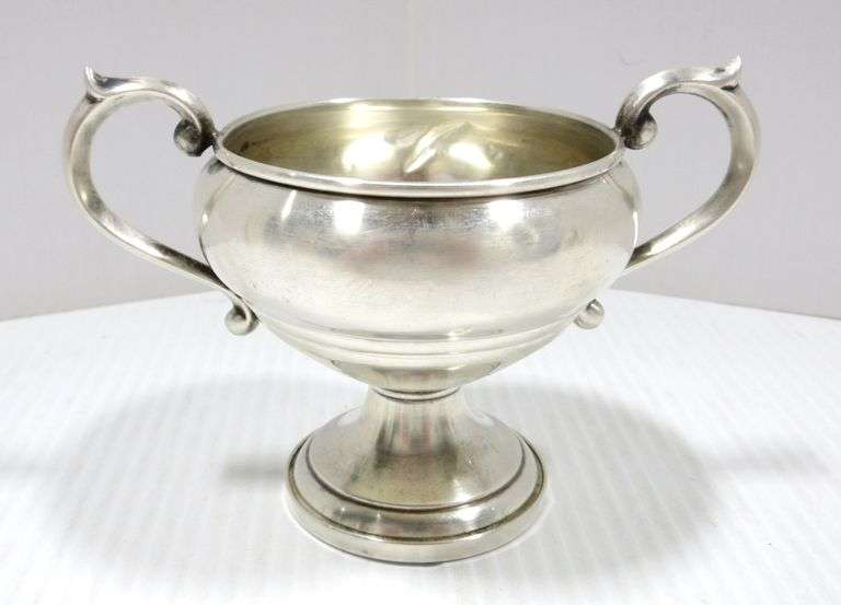 Sterling silver bowl with handles, 3 3/4"H, 90.0 grams, says: Trade ...