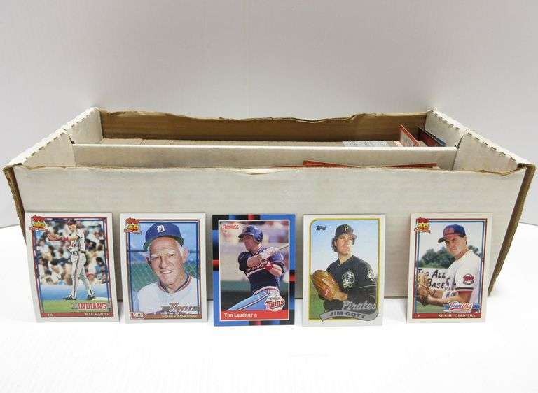 Box full of older baseball cards, 15" x 7", not stuck together, great ...