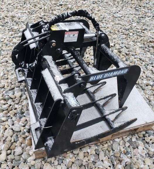Blue Diamond Mini Skid Steer Brush and Rock Grapple Bucket, Like New ...
