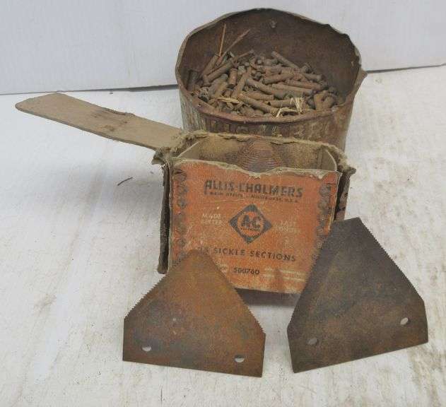 Allis-Chalmers, 14-piece sickle sections box, sharp, rusty, one can ...