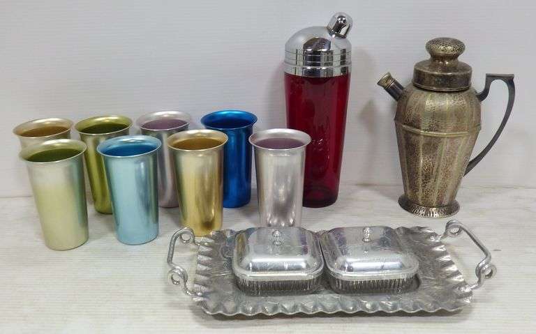 Vintage red glass 11"H cocktail shaker with a ground bottom and a ...