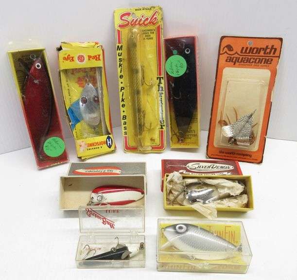 (9) Unique spoons, in original boxes, includes: Hellraiser, Psychopath ...