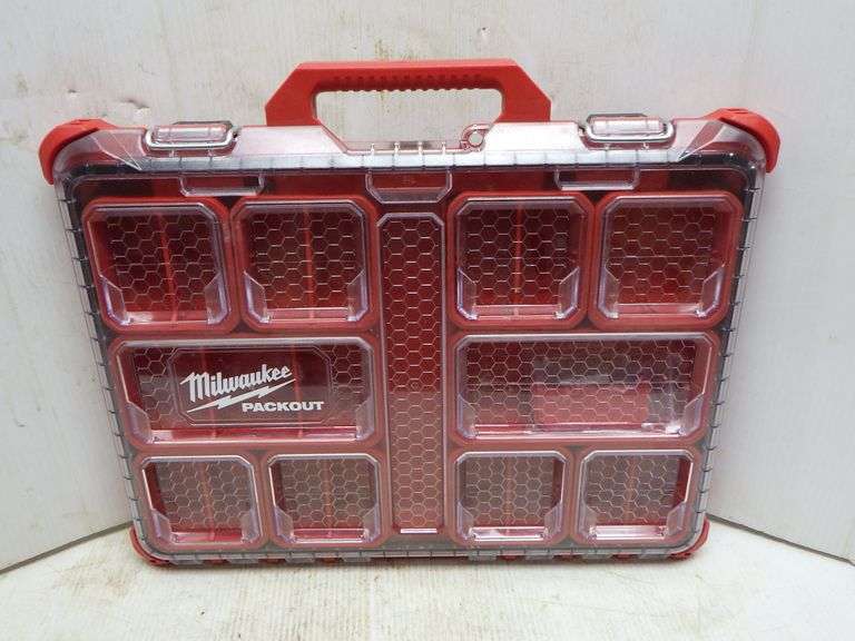 Milwaukee packout container, 19"W x 15"D x 2"H, excellent - Albrecht ...