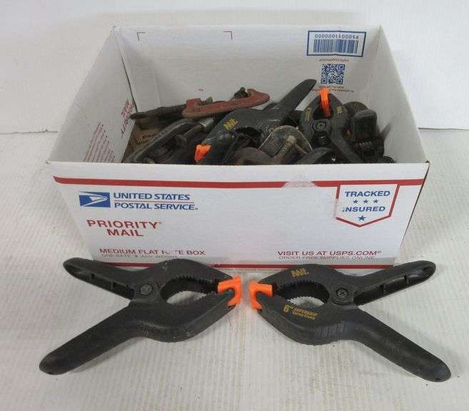 Assorted clamps - Albrecht Auction Service