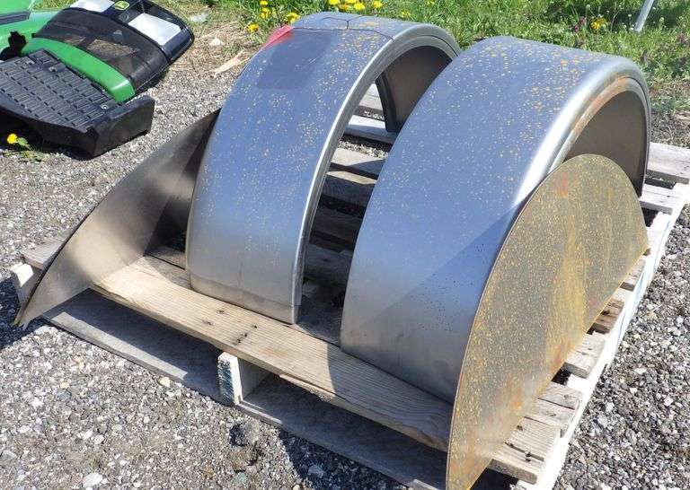 (2) Sets of steel trailer fenders with backer plates - Albrecht Auction ...