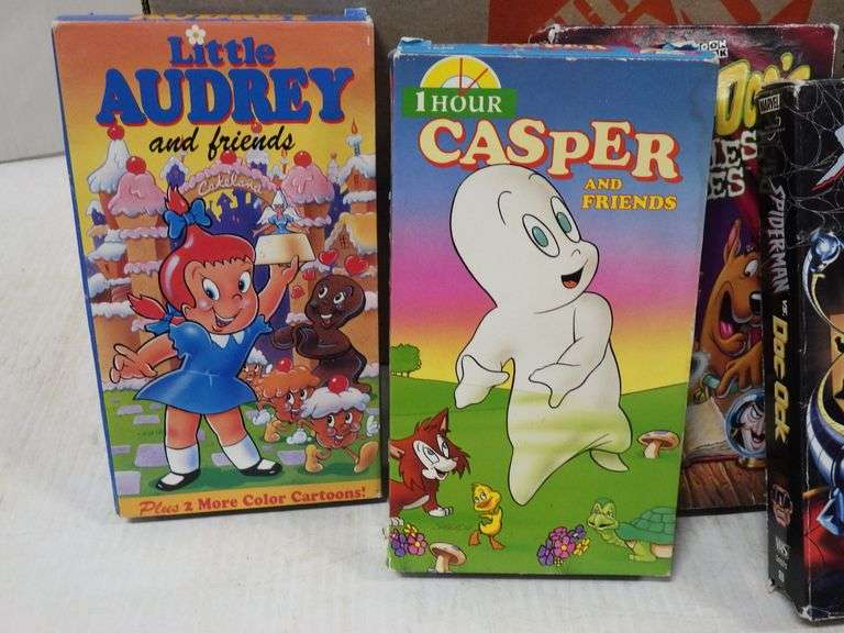 (18) Older collectible VHS tapes, include; Elmer Fudd, Scooby Doo ...