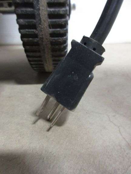 Diehard 200 AMP 12V battery charger and engine starter, 33"H, used ...