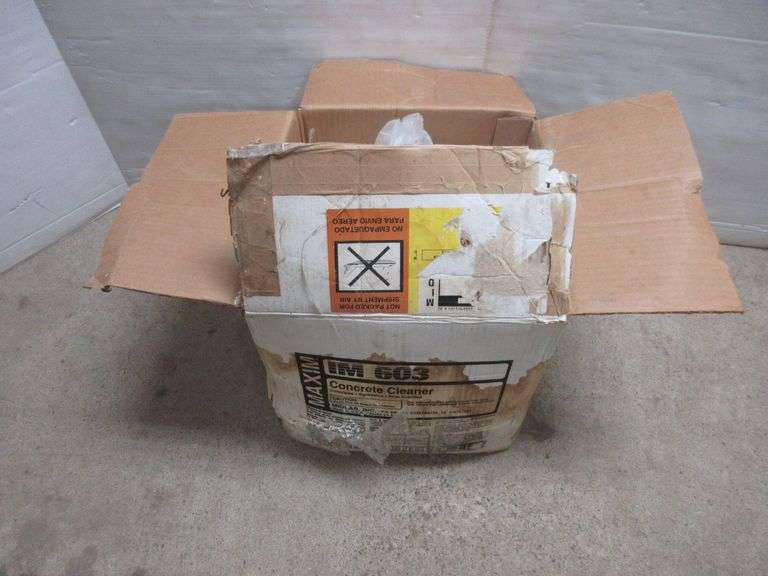 Makim IM 603 concrete cleaner compound, box is very dirty, compound is in plastic bag, good ...