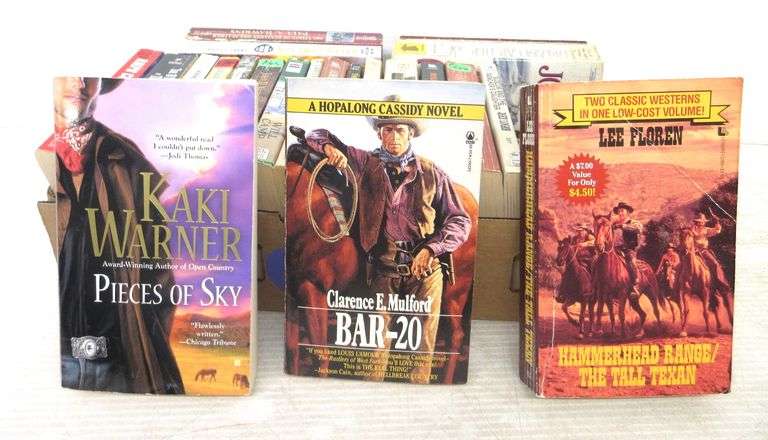 (22) Western Books, includes: Ralph Compton, Zane Grey, Terry Johnston ...
