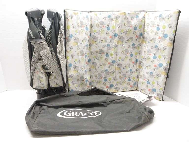 Graco pack and play with case, like new - Albrecht Auction Service
