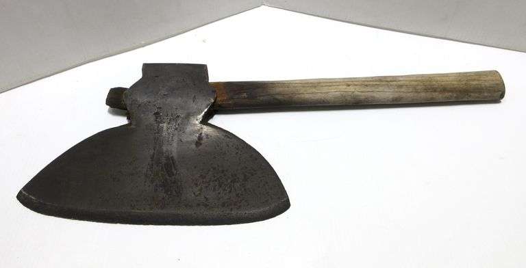 Antique broad axe has stamp but hard to read, with 13" blade - Albrecht ...