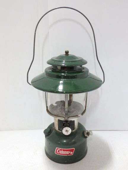 Antique Coleman Model 228H 1973 lantern, 14"H, very good - Albrecht ...