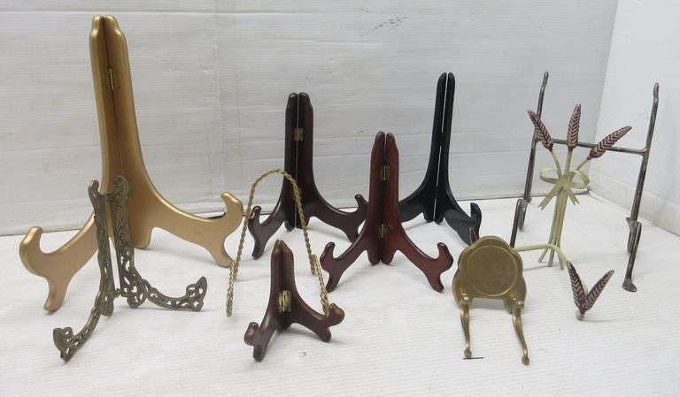 (10) Plate/Frame holders, various sizes and designs - Albrecht Auction ...