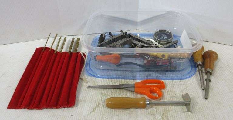 Assorted tool set, up to 12"L - Albrecht Auction Service
