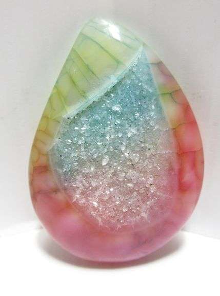 Watermelon quartz with druzy center, 1 1/4"L - Albrecht Auction Service