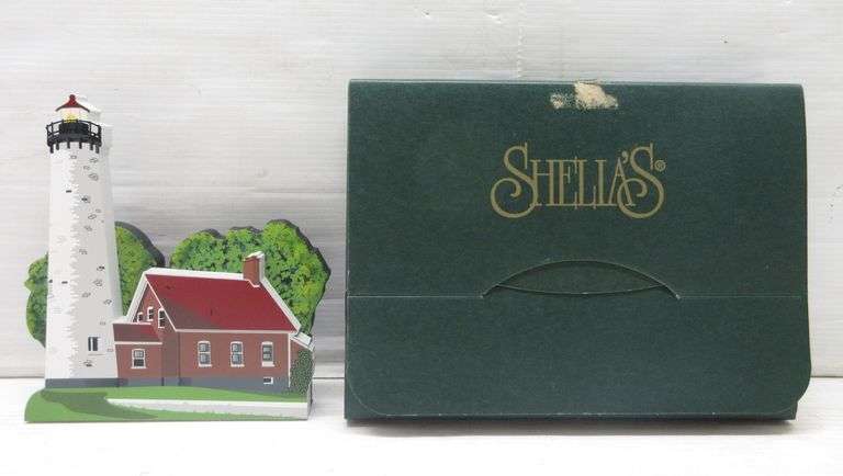Sheila's Collectibles Tawas Point lighthouse, 7" x 1 /2", like new ...