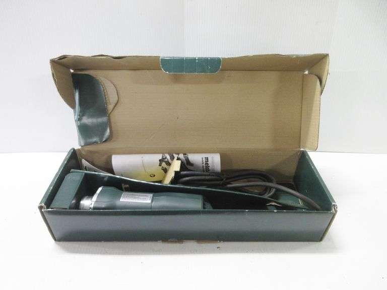 Metabo professional electric power tool, designed for grinding work ...