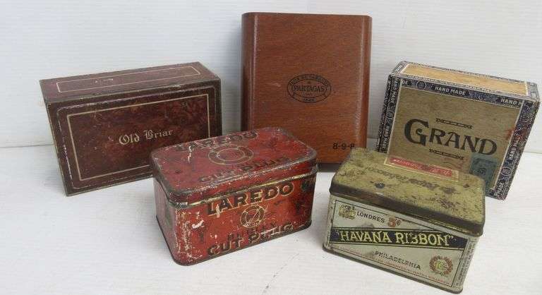 Old tobacco containers, includes: Laredo cut plug tin, Havana ribbon ...
