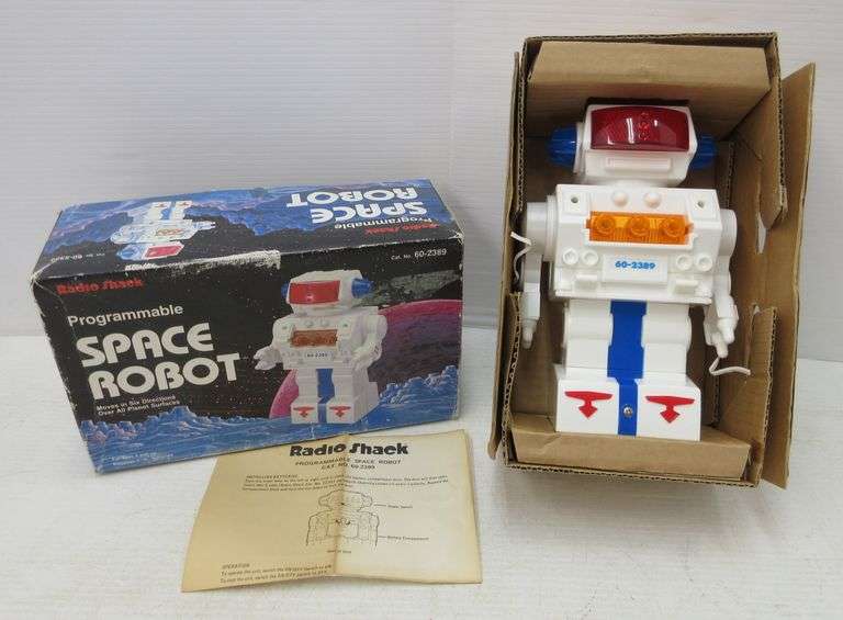 Radio Shack space robot, Cat. No. 60-2389 - Albrecht Auction Service
