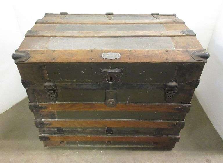 Dresser trunk by The Common Sense Trunk Co., front pulls down, drawers ...