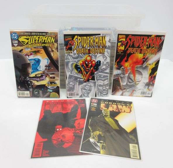 (100) Comic books, includes: Batman, Superman, Spiderman, and many ...