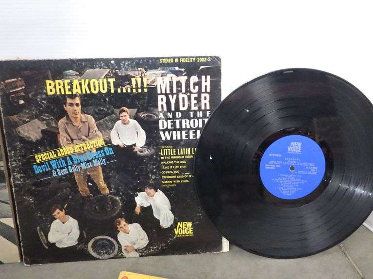 (3) LP records - Albrecht Auction Service