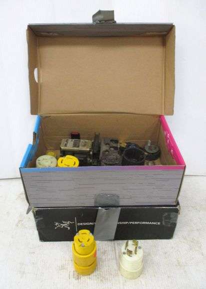 Electric plugs for 3-Phase equipment, 1- Male and 1- Female heavy 120V ...