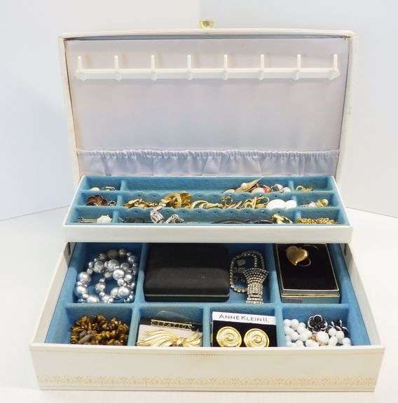 Jewelry box full of vintage jewelry, includes: Trifari, Monet, Anne ...