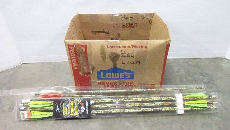 Assorted bow items, includes: Gametracker arrows, 1- NIB, 1- Used ...