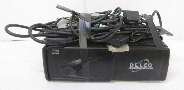 Delco 10-disc CD changer, model 16242985, made in 1999, 11" x 7 1/2" x ...